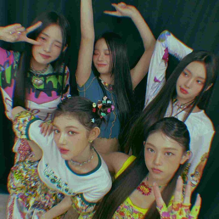 [آراء الكوريين] لماذا ترتدي فرقة نيوجينز ملابس مثل المتسولين في حفل TMA 2022 ؟ - آراكيبوب | ‎arakpop