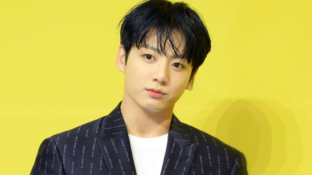 جونغكوك يظهر عضلاته المثيرة في حلقة BTS Beyond the Star - آراكيبوب | ‎arakpop