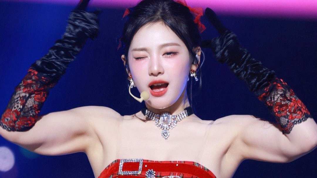 نينغ نينغ تثير اعجاب الجميع بإبعادها الجميلة في حفل MMA 2023 - آراكيبوب | ‎arakpop