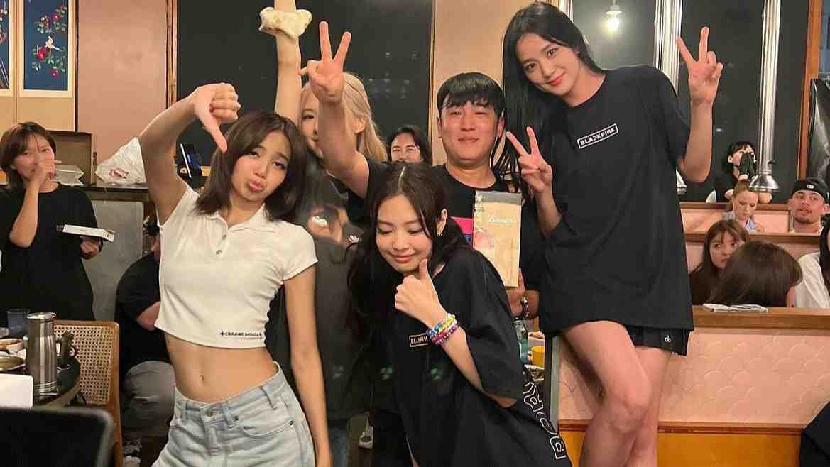 أول ظهور لفرقة بلاك بينك معًا بعد تجديد عقدهم كمجموعة مع وكالة وايجي YG - آراكيبوب | ‎arakpop