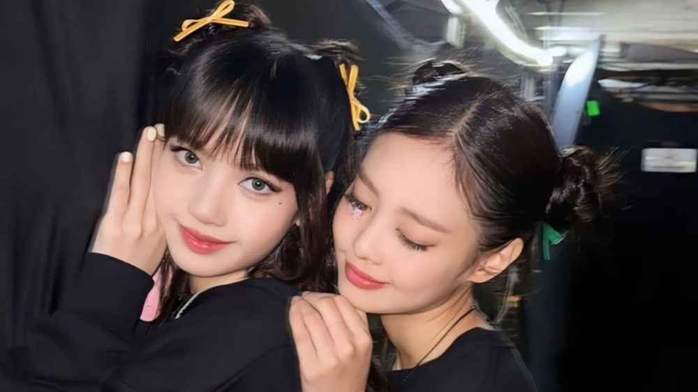 [آراء الكوريين] أداء بلاك بينك ليسا وجيني في مهرجان كوتشيلا 2025 - آراكيبوب | ‎arakpop