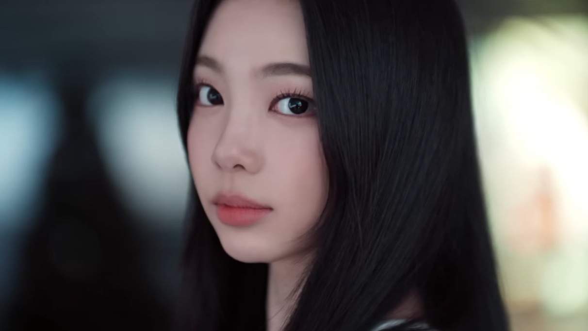 وكالة SM تعلن عن أول فتاة من الفرقة الجديدة وتثير الاعجاب بسبب جمالها - آراكيبوب | ‎arakpop